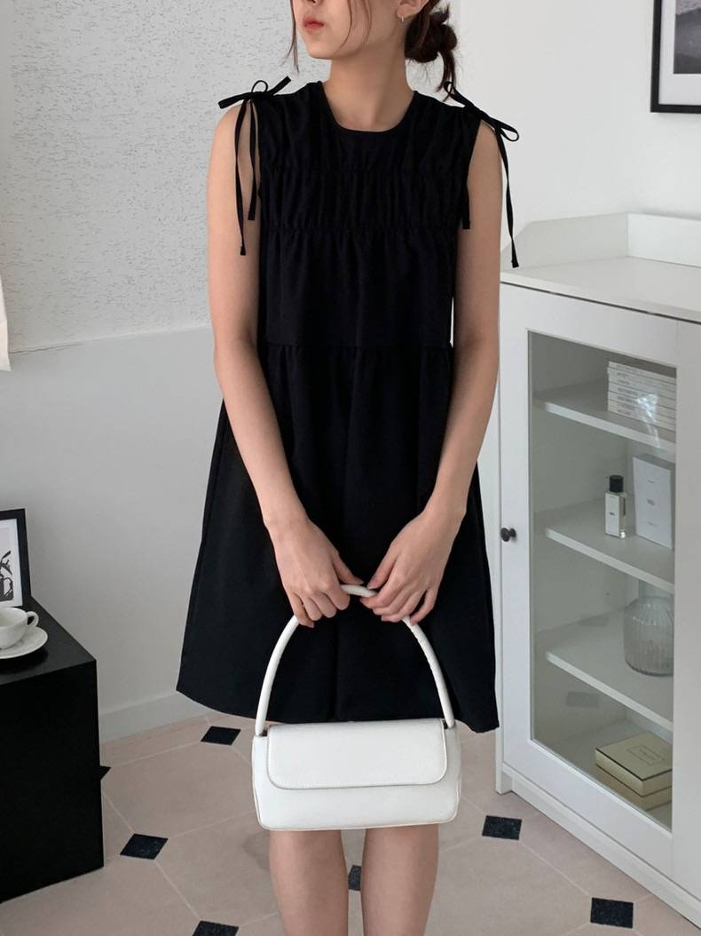 Lauriel Black Ribbon Dress